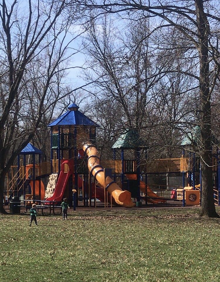 Spring in St. Louis | The Best (and Cheapest!) Way to Enjoy the Season